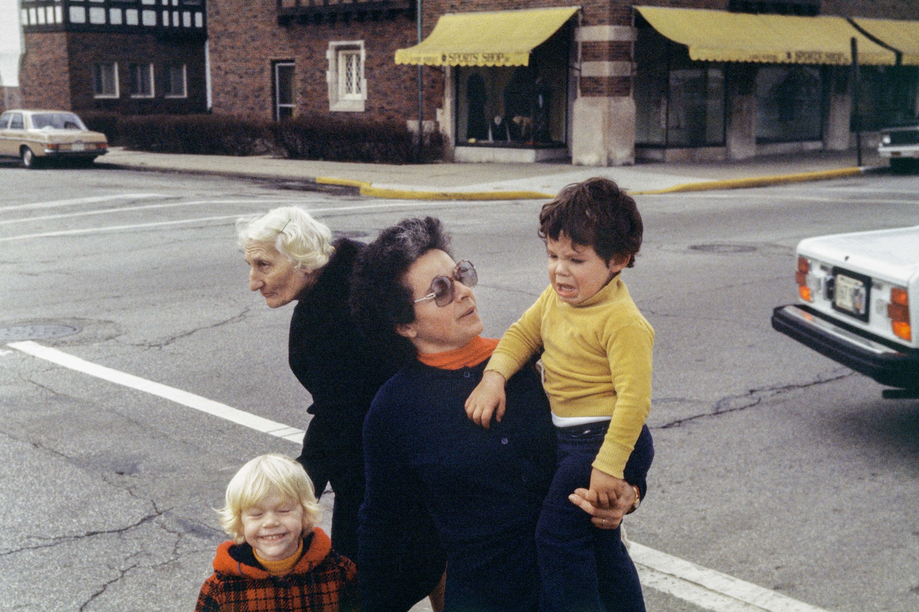 Vivian Maier: The Color Work | Howard Greenberg Gallery